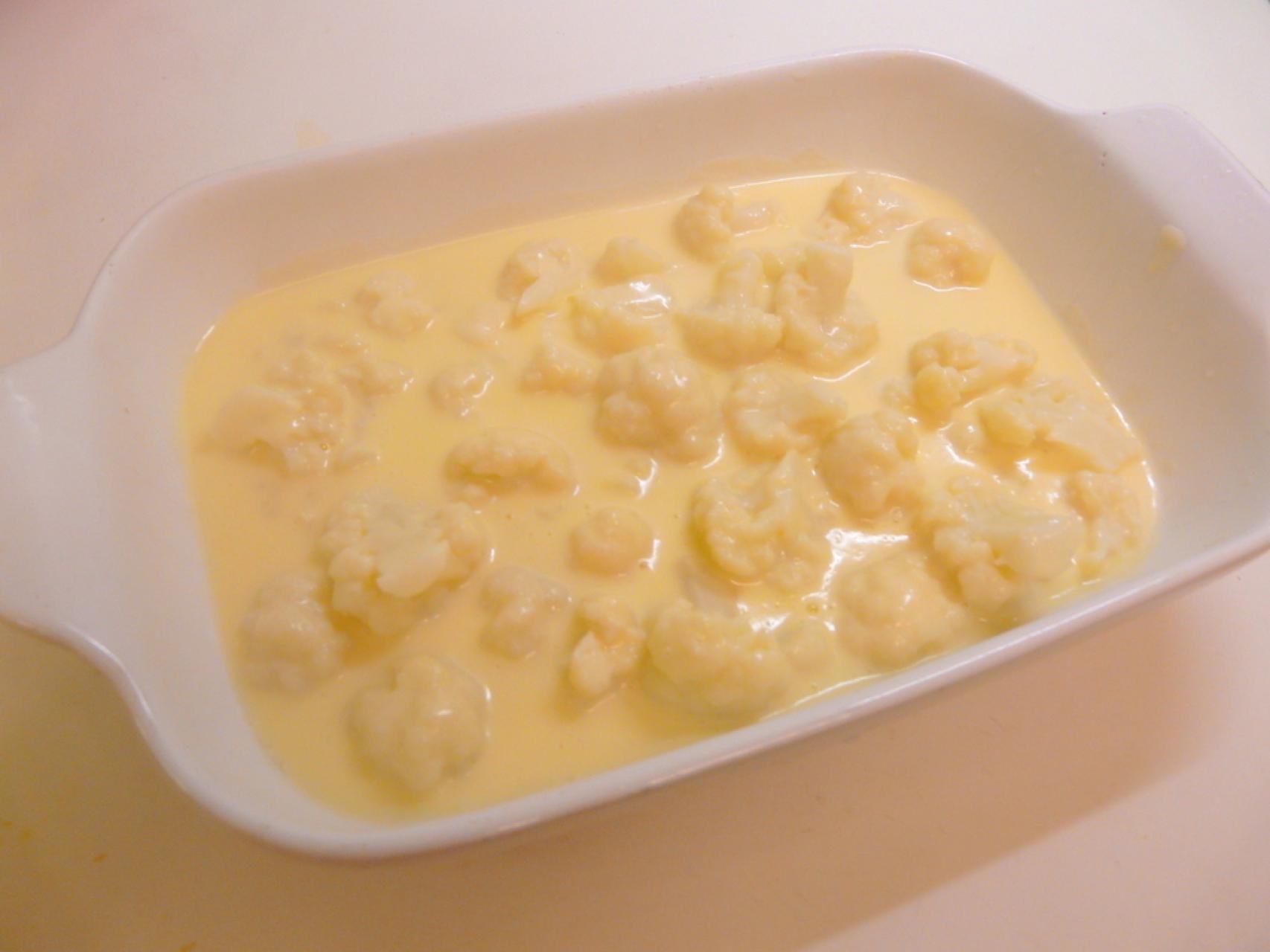 Coliflor con salsa de queso