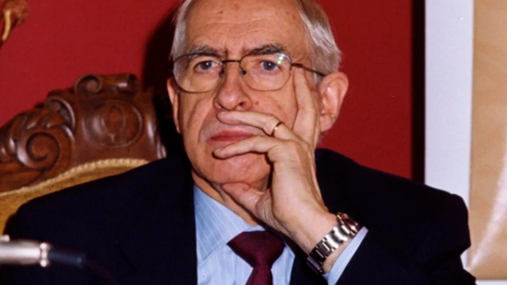Muere el académico Manuel Seco, maestro de la lexicografía española