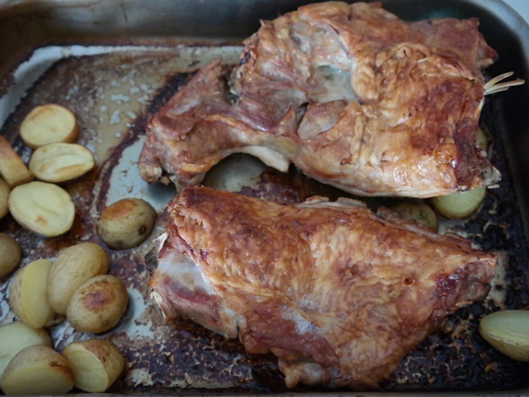 Receta fácil de cordero asado al horno
