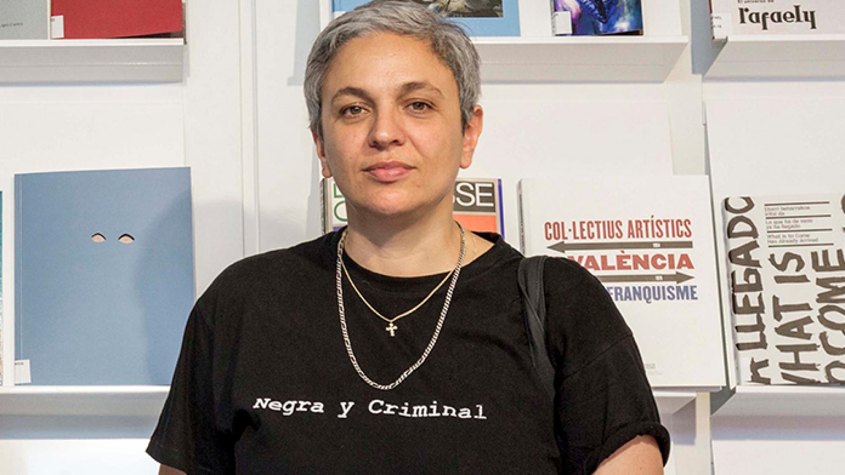 Dora García: "Sigue siendo difícil acomodar cuerpos vivos al espacio ...