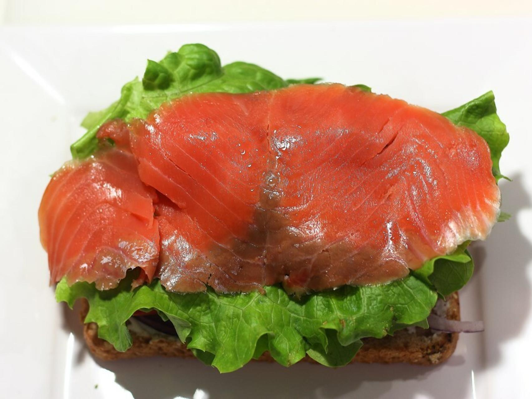 Sándwich Salmón Club como el del Vips