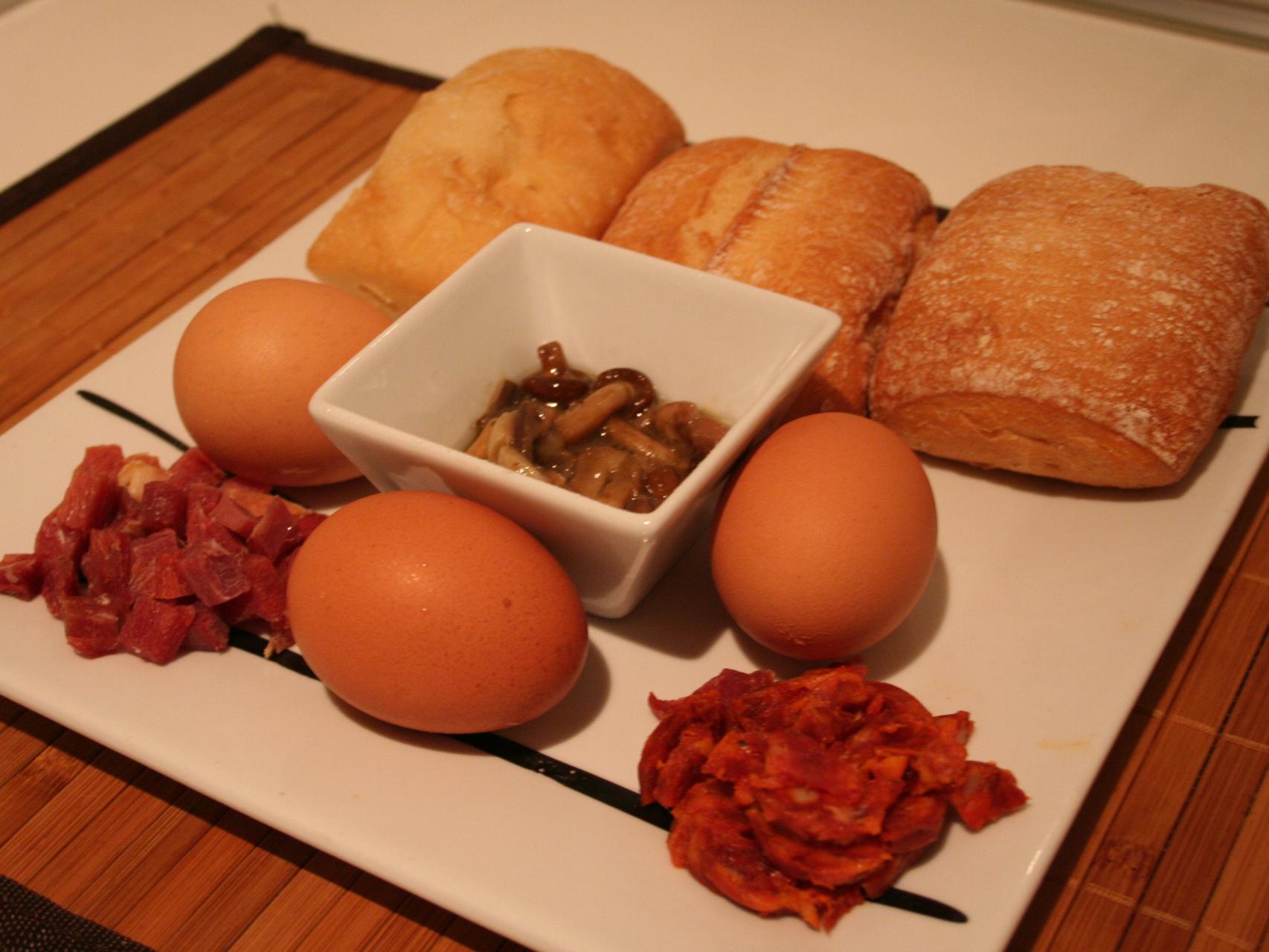 Receta de nidos de pan rellenos y con huevo