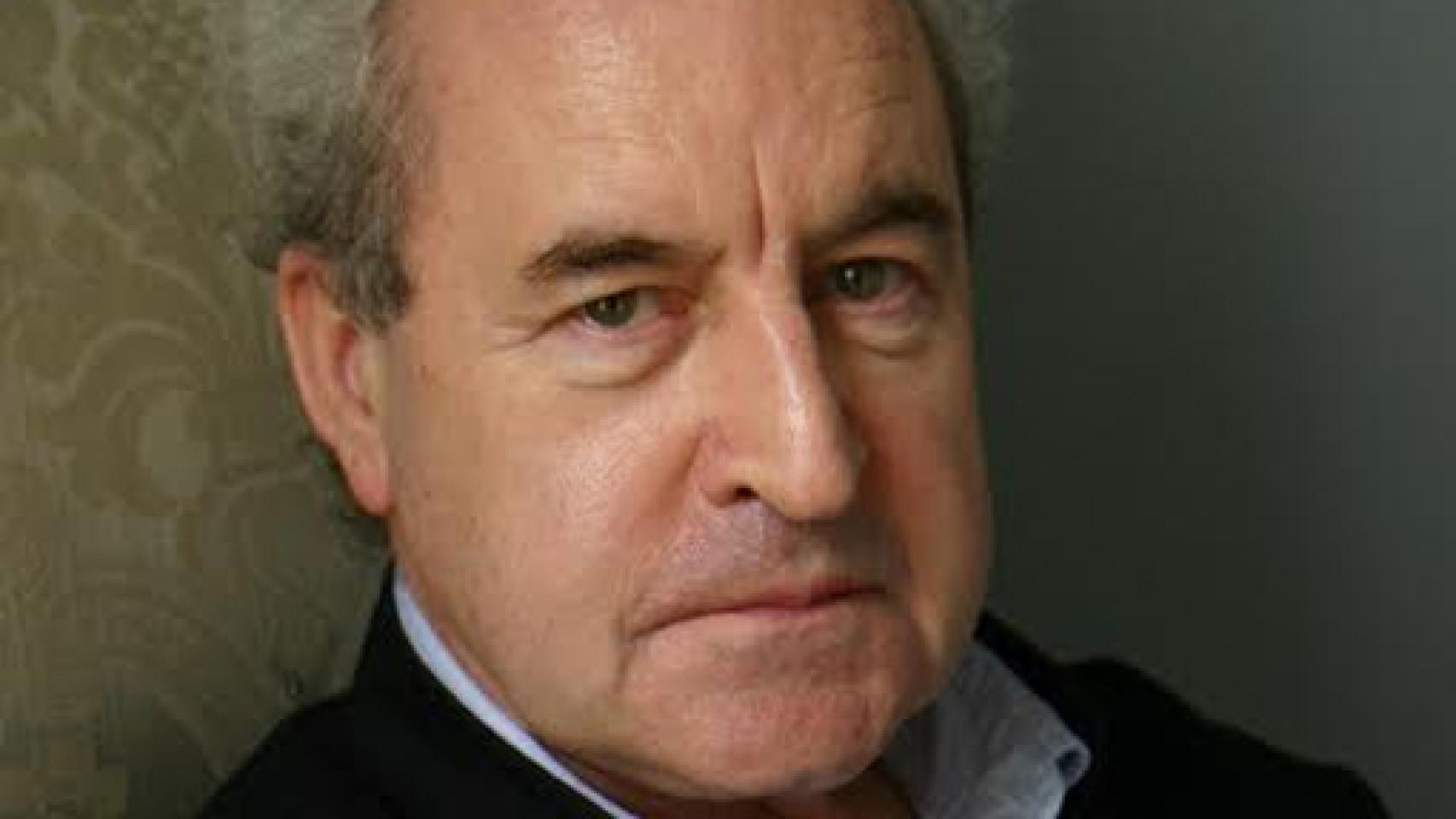 John Banville: "Trabajo con ruinas, con los restos de un desastre"