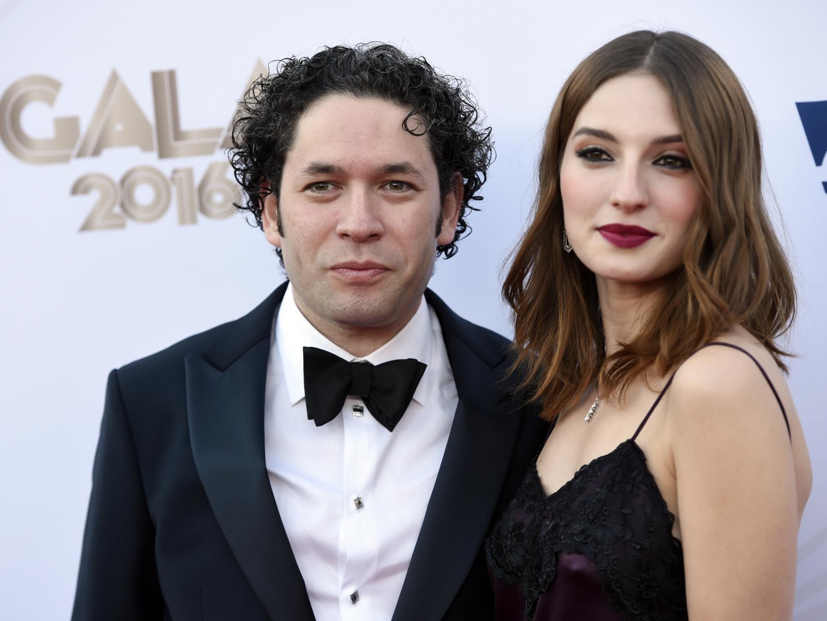 La actriz María Valverde 'da la nota' y presenta a su novio, el ...