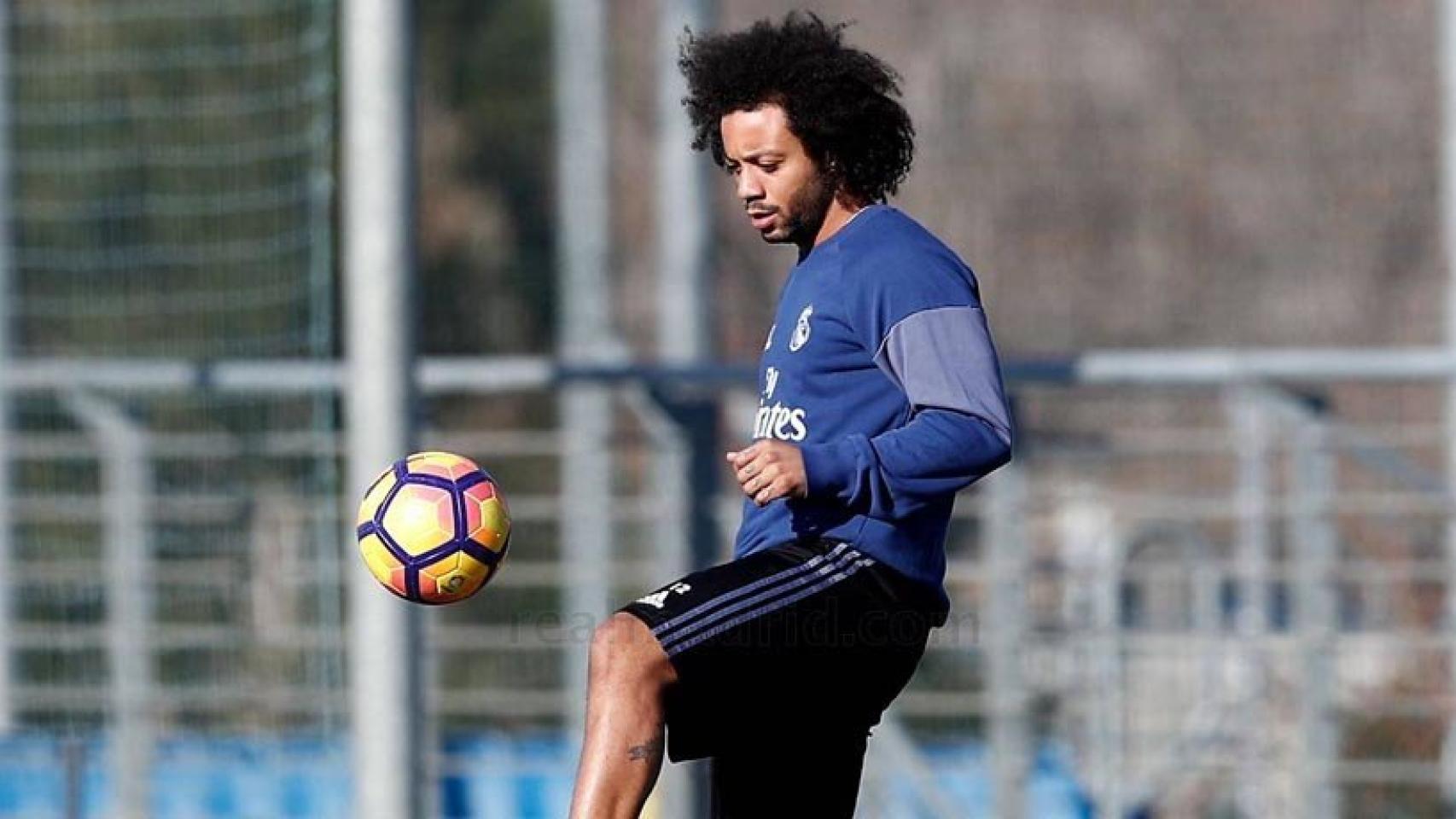Marcelo, feliz tras volver a tocar balón