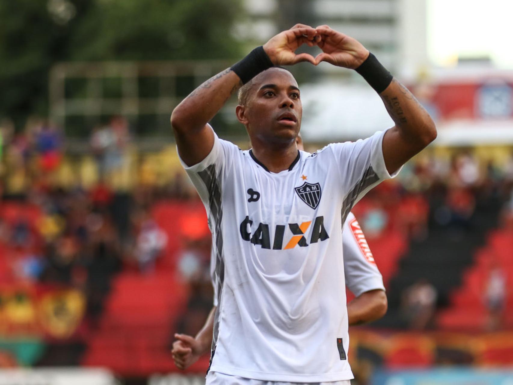 Robinho: "No tuve un comportamiento bueno en el Real Madrid"