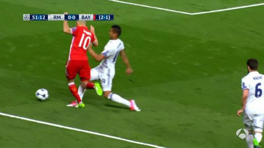 Las polémicas del Real Madrid - Bayern: de la roja que no era a Vidal ...