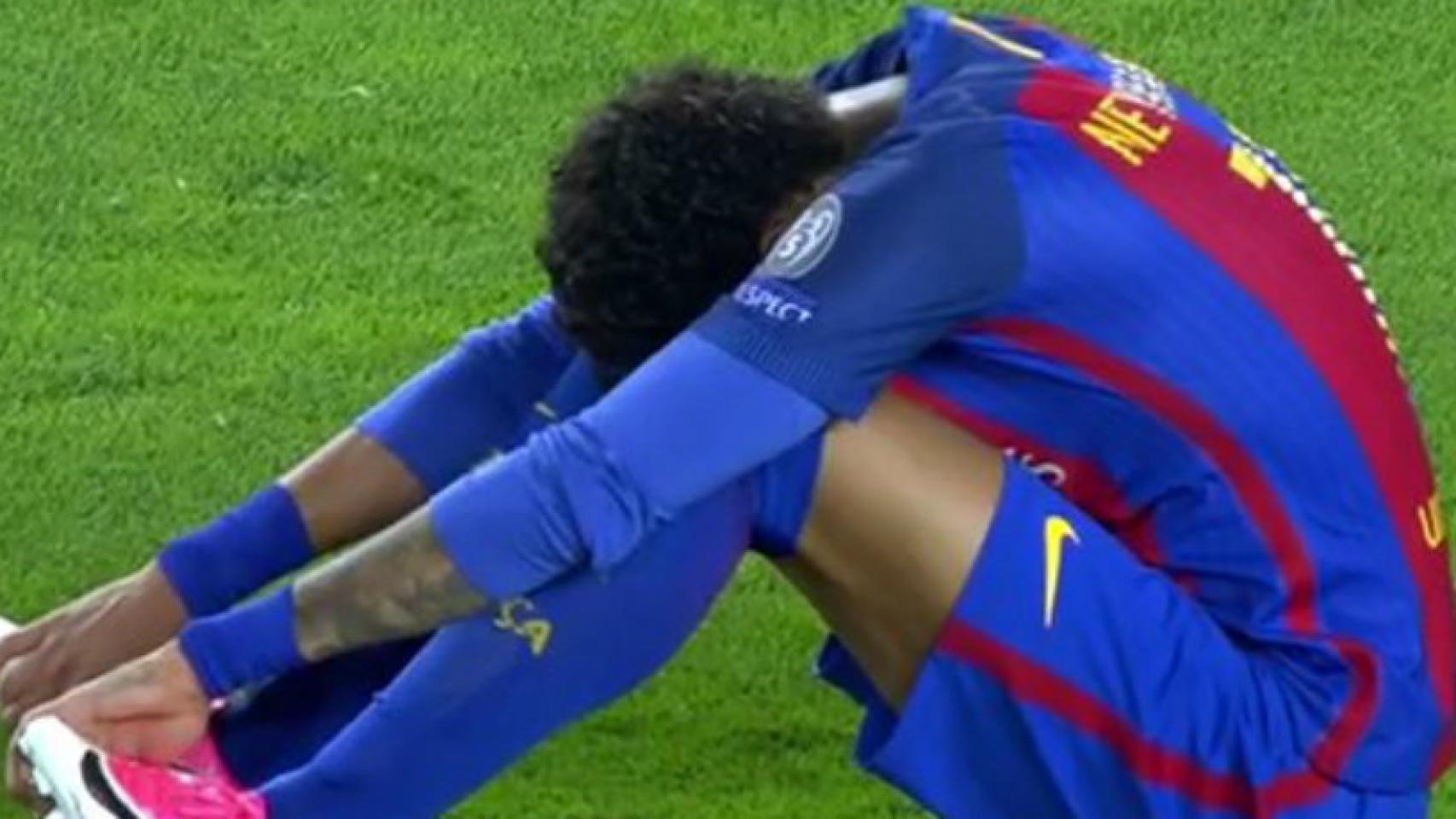Neymar, tocado y hundido: llora tras la eliminación del Barça