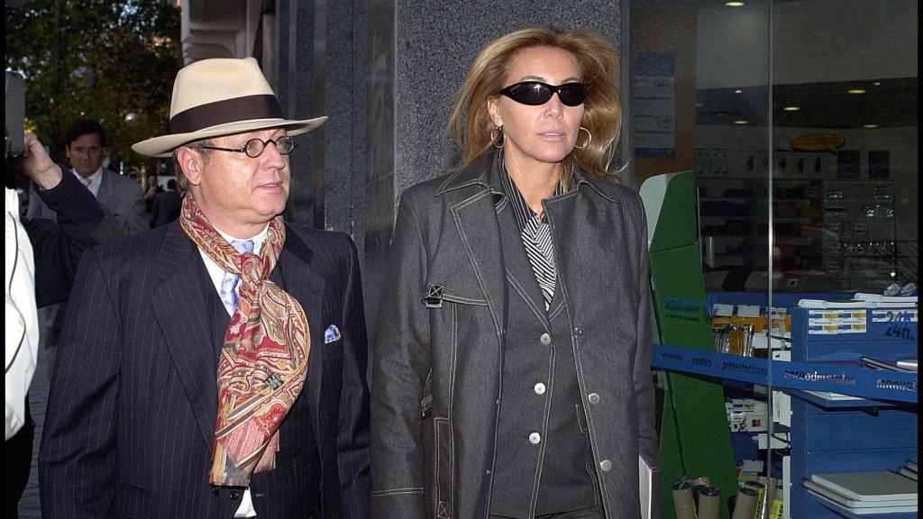 Guerra abierta de Teresa Bueyes y Javier Saavedra por hacerse con el ...