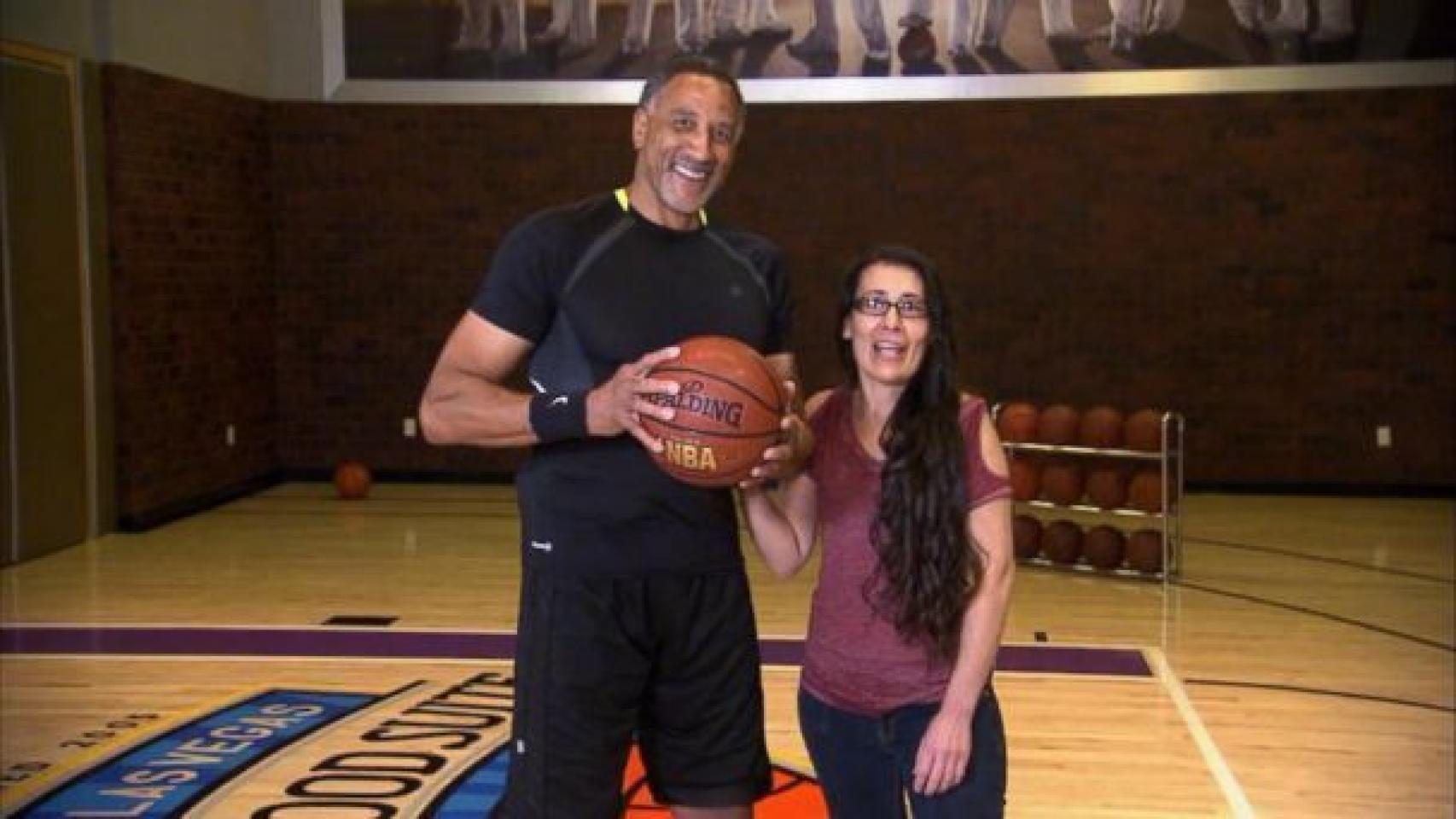 El abuelo de 61 años que se ha propuesto jugar en la NBA a toda costa