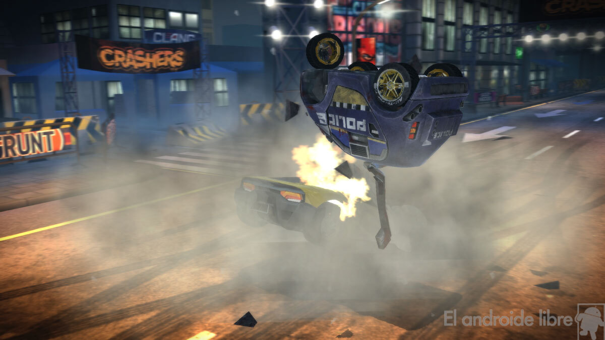 Acelera al máximo para estrellarte en Carmageddon: Crashers
