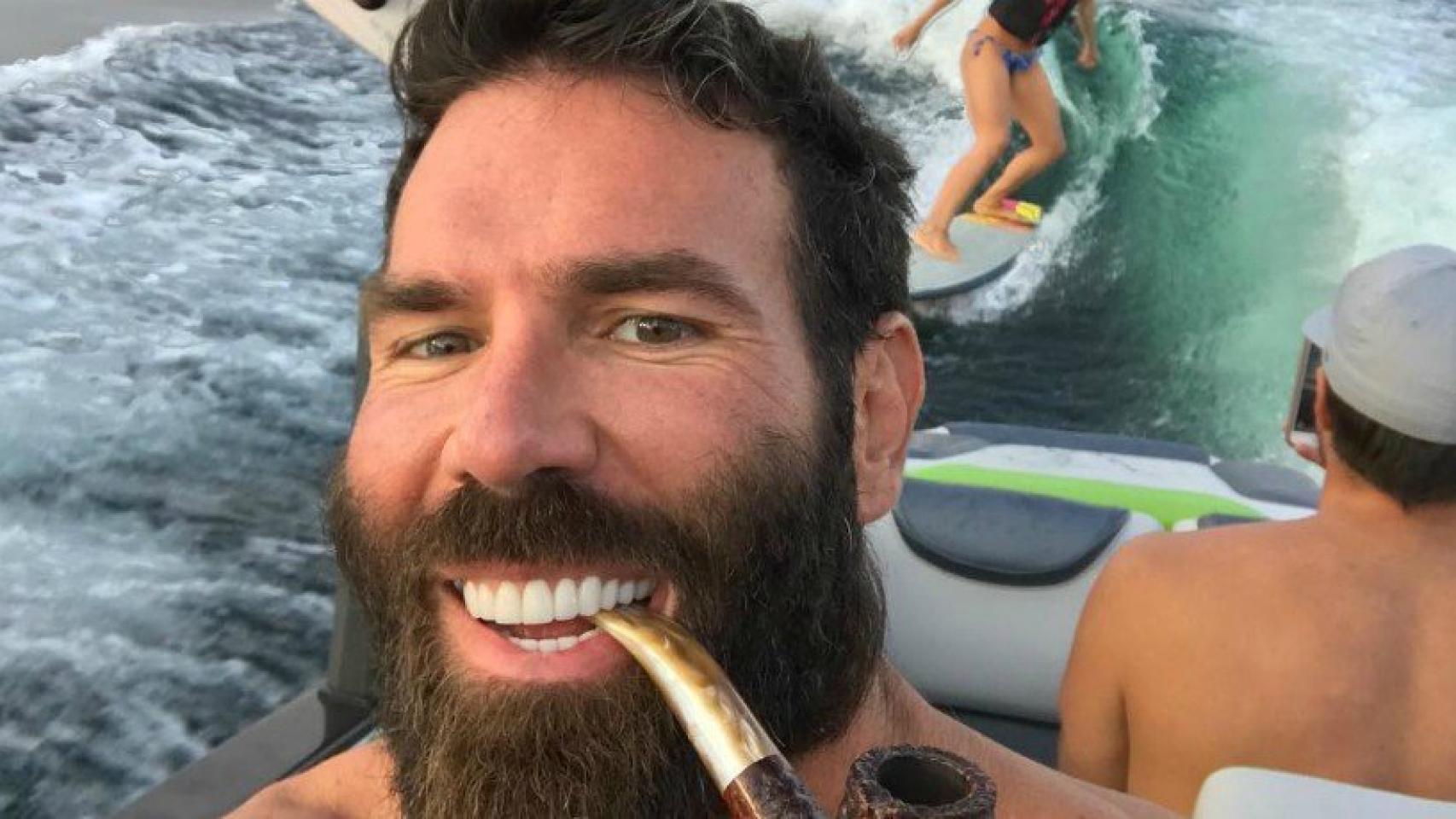 Dan Bilzerian, el 'rey de Instagram', se salva de milagro de la masacre ...