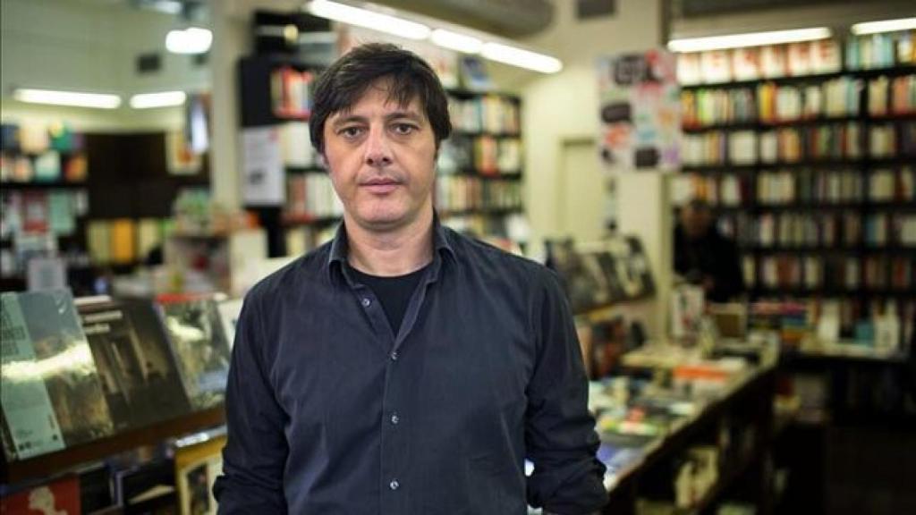 Andrés Barba gana el Premio Herralde de novela con 'República luminosa'
