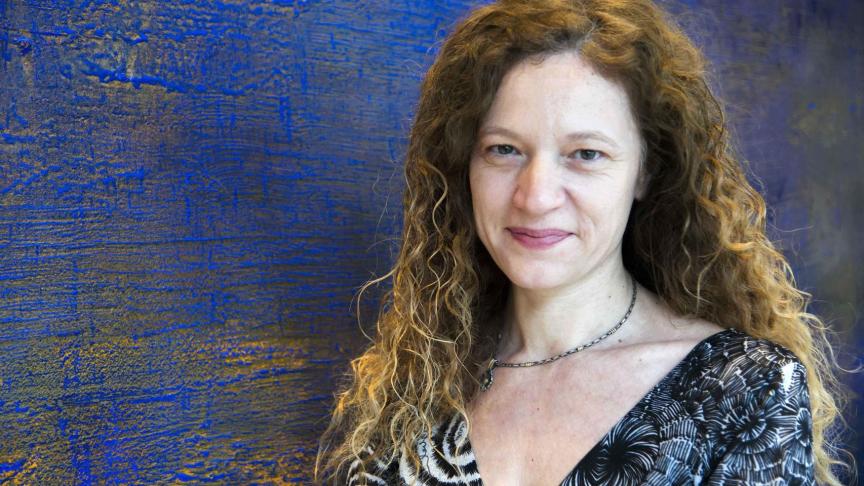 "Las estrellas se mueven más rápido de lo que deberían por algo que no ...