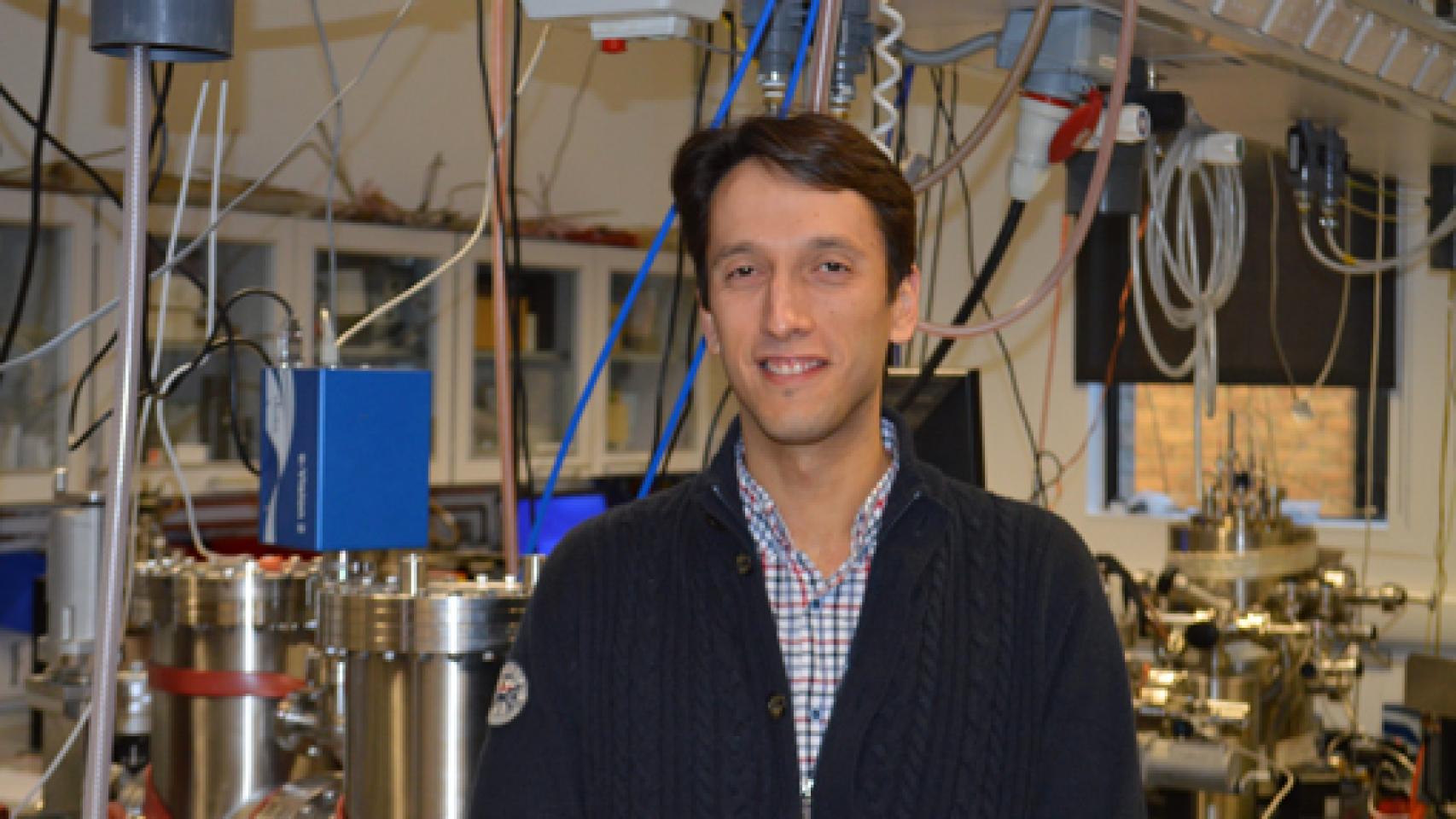 Xavier Moya recibe el Premio Talento Emergente 2017