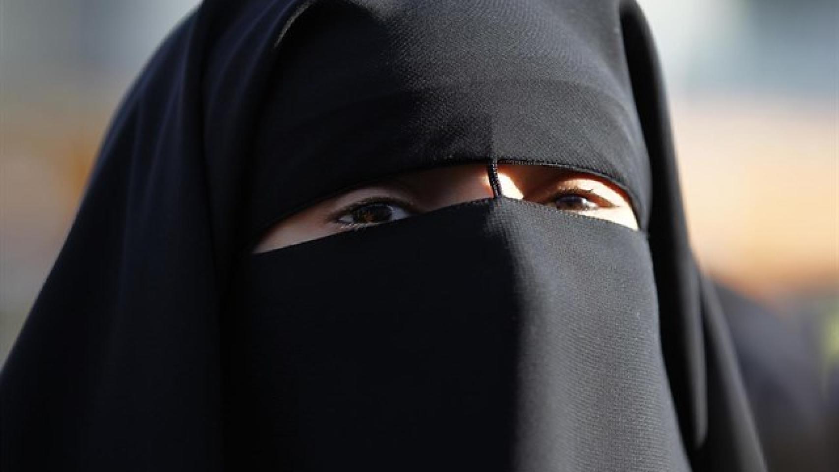 Dinamarca Prohíbe El Uso Del Burka Y El Niqab En Lugares Públicos