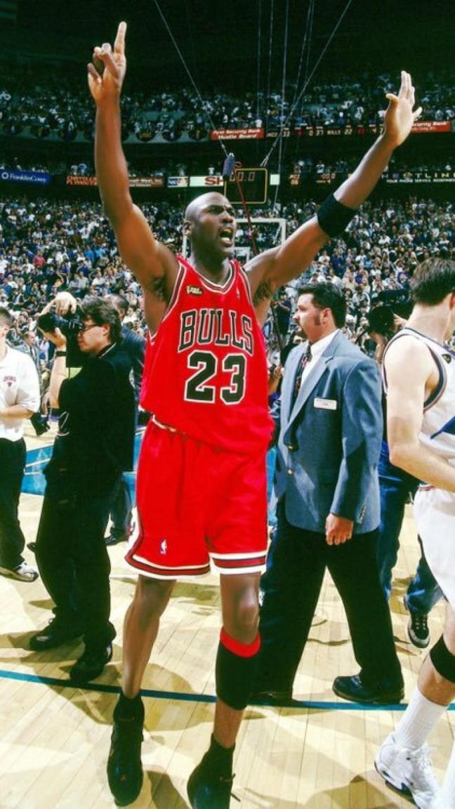 Veinte años de la segunda retirada de Jordan: de la gloria al ...