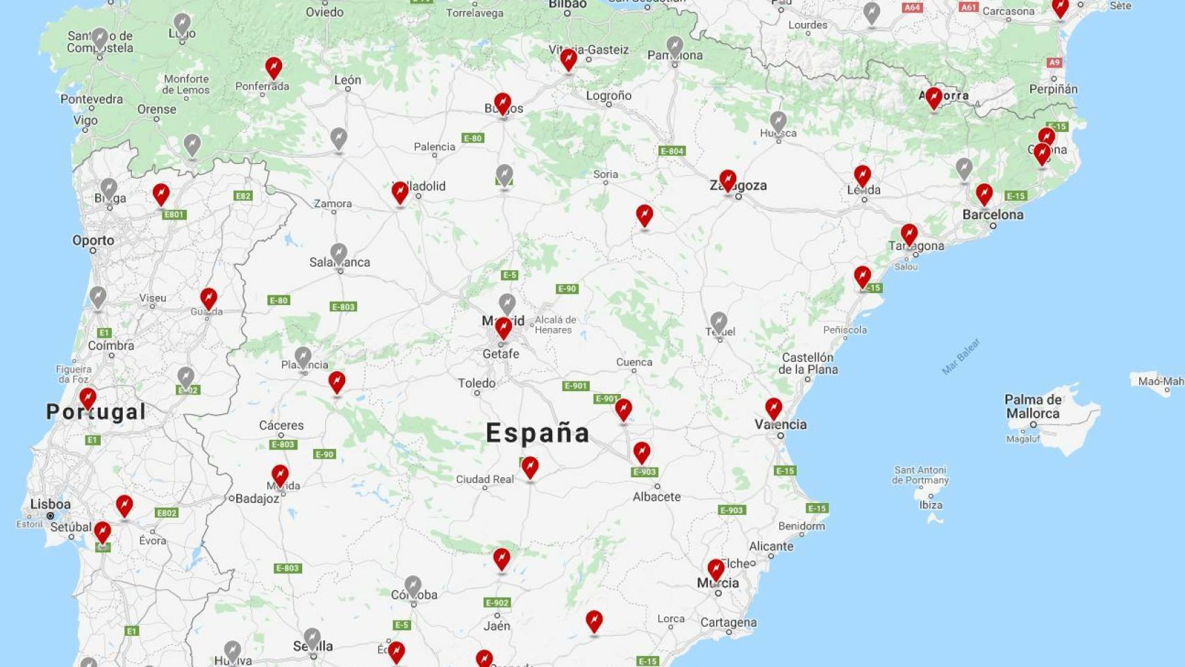 El esperado coche eléctrico Tesla ya rueda en España: 600 kilómetros de ...