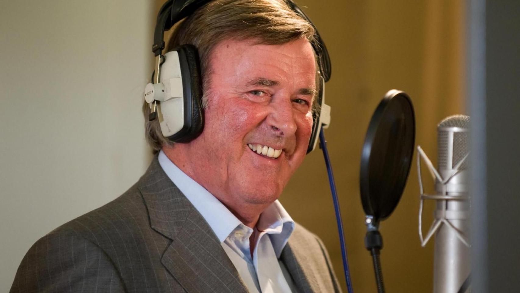 Muere Terry Wogan, símbolo de la BBC y mítica voz de Eurovisión en ...