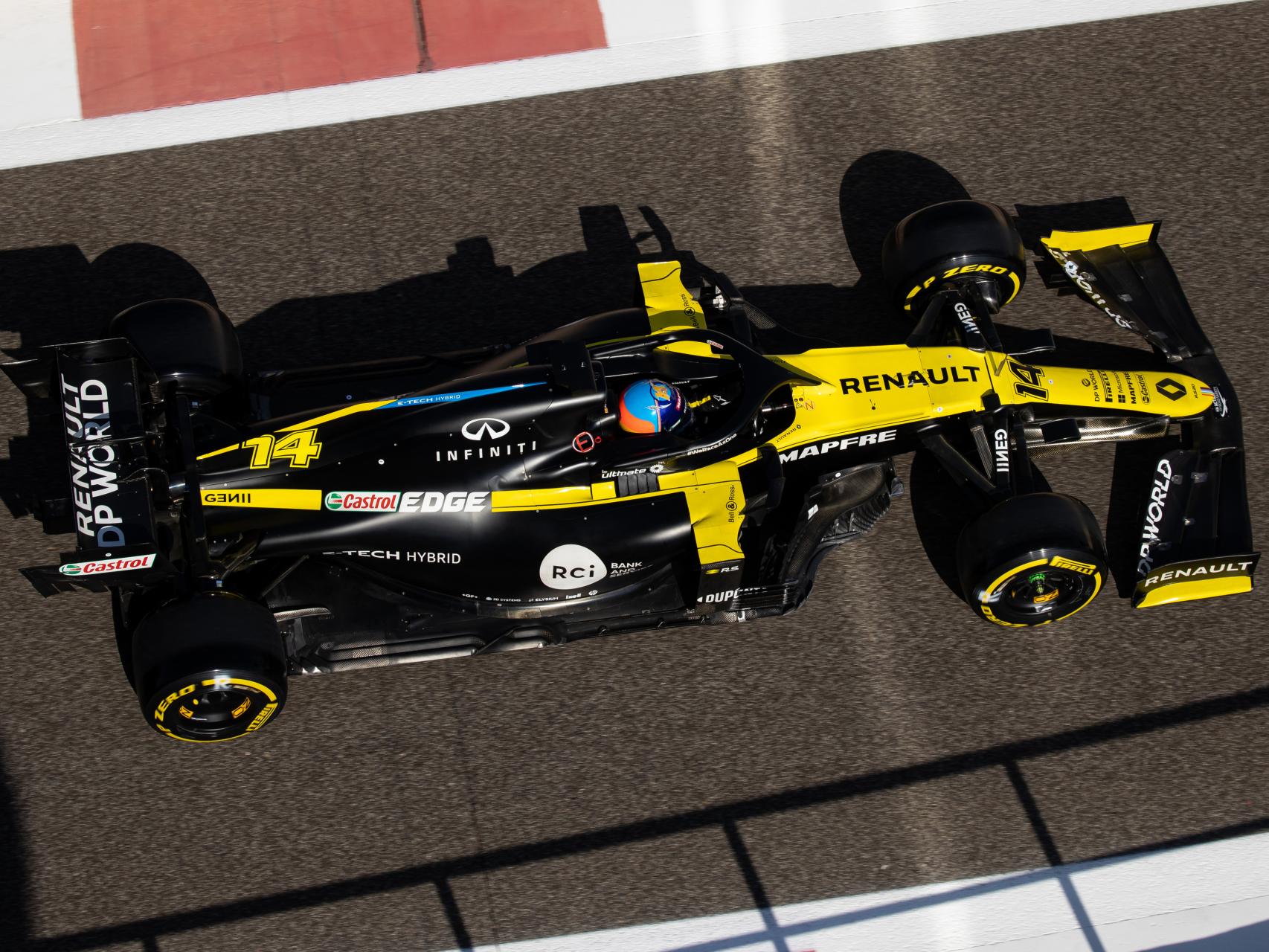 Así fue el test de Fernando Alonso con el Renault RS20 en Abu Dhabi