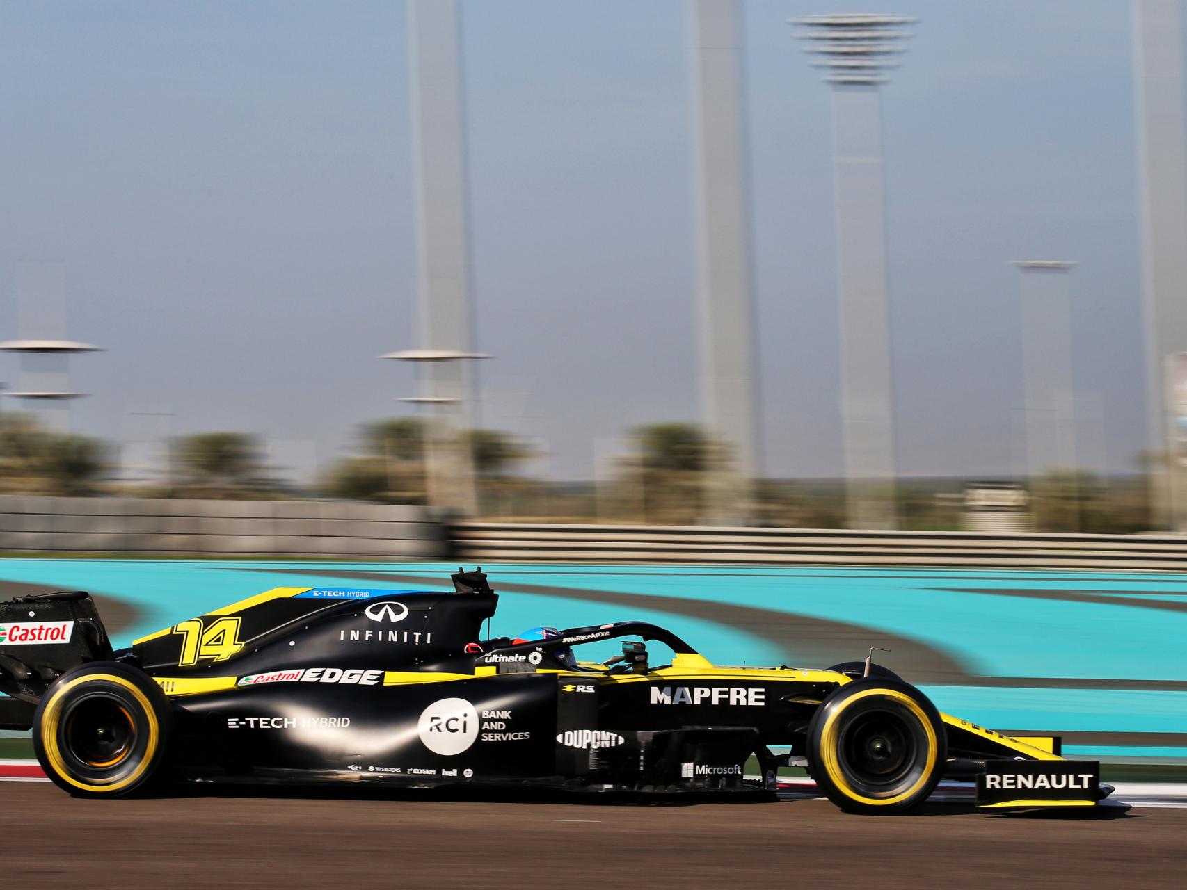 Así fue el test de Fernando Alonso con el Renault RS20 en Abu Dhabi