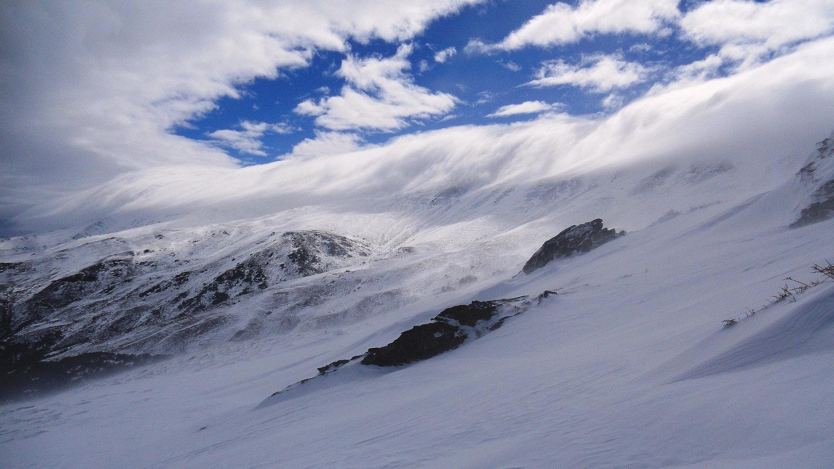 Los mejores destinos para disfrutar del esquí y la nieve en España