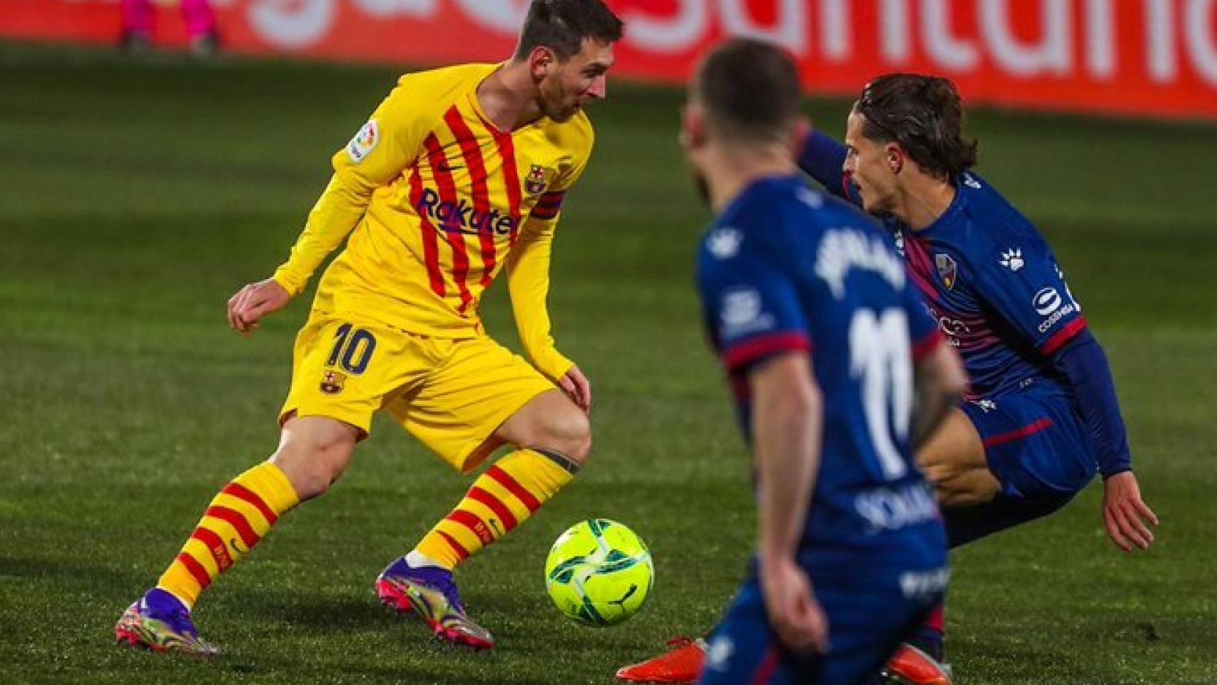 Un destello de Messi para abrir 2021: el Barça gana al Huesca sin convencer