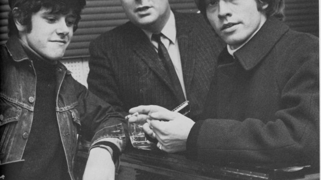 Muere el compositor Geoff Stephens, creador de 'Daughter of Darkness ...