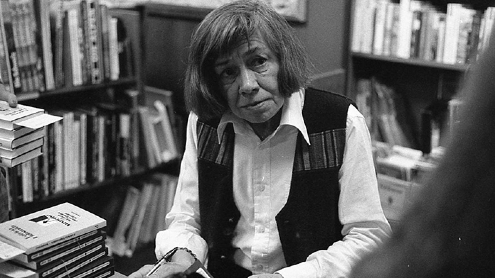 Se cumple un siglo del nacimiento de la escritora, maestra y ...