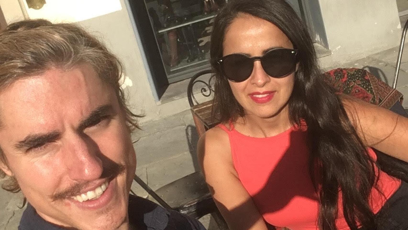 La pareja que se conoció por Tinder a 10.000 kms: su odisea en la era ...