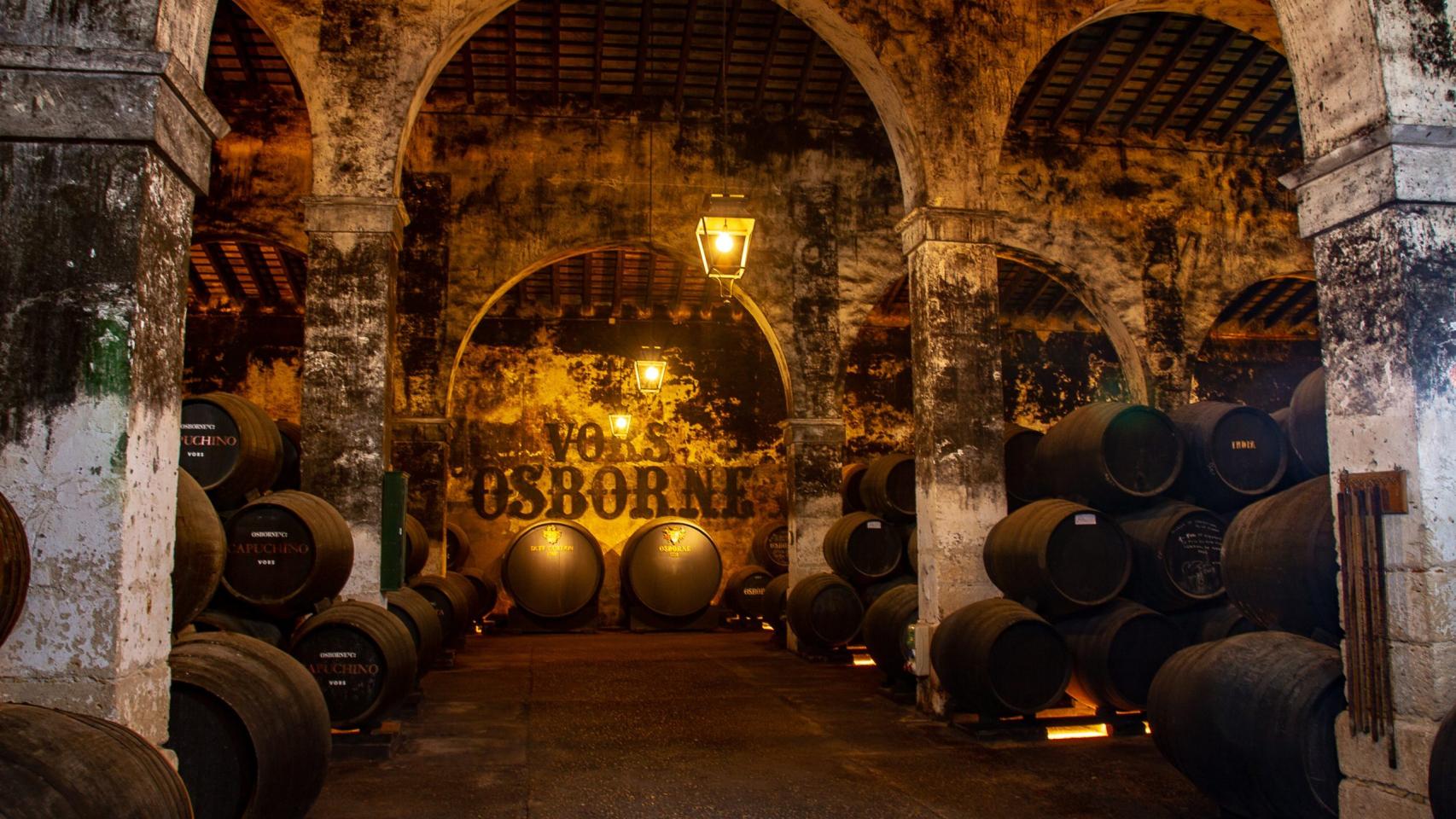 Osborne abandona Badalona y traslada su embotelladora de Anís del Mono ...