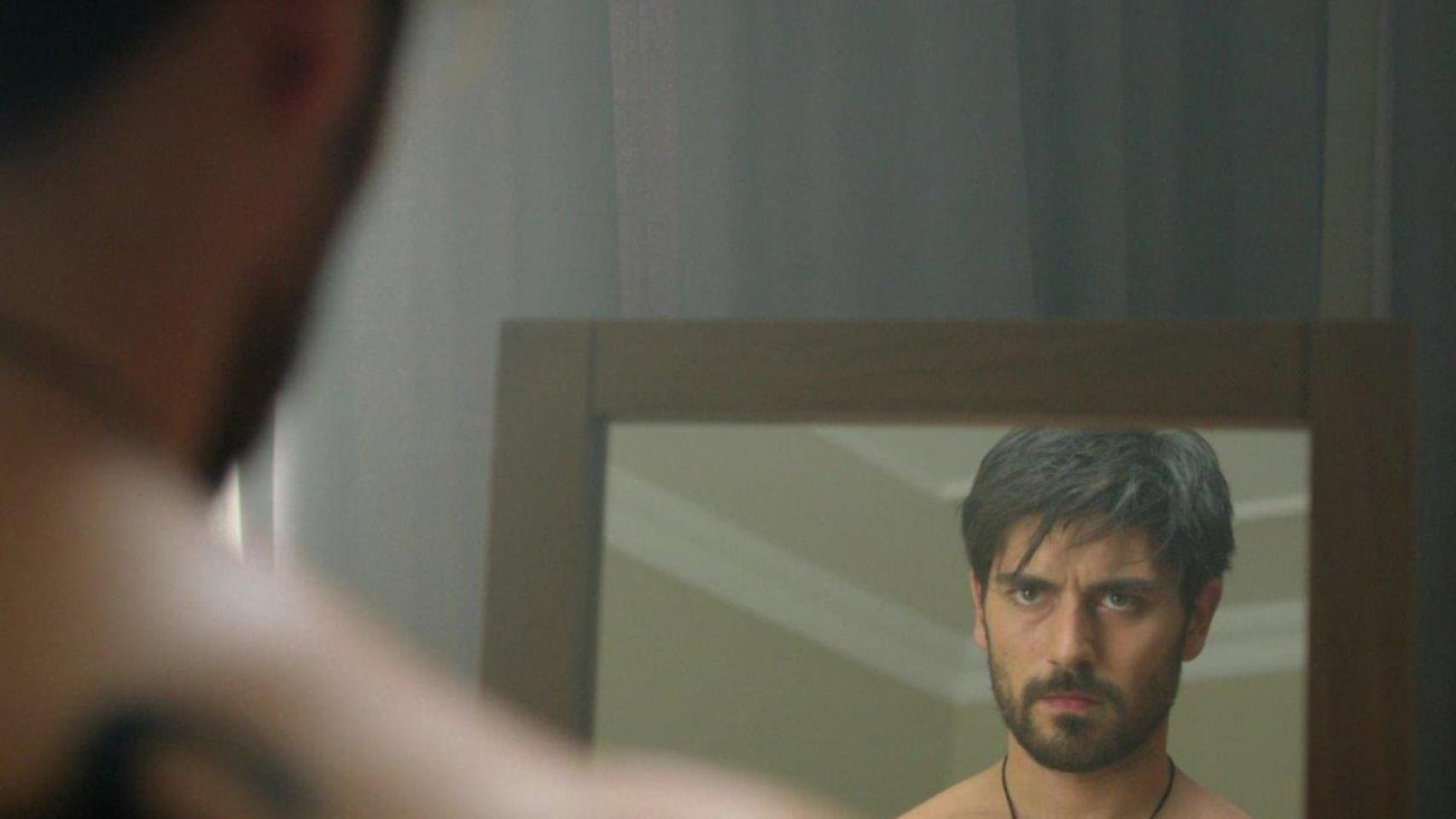 Aslan, el nuevo, seductor y misterioso personaje de 'Hercai'