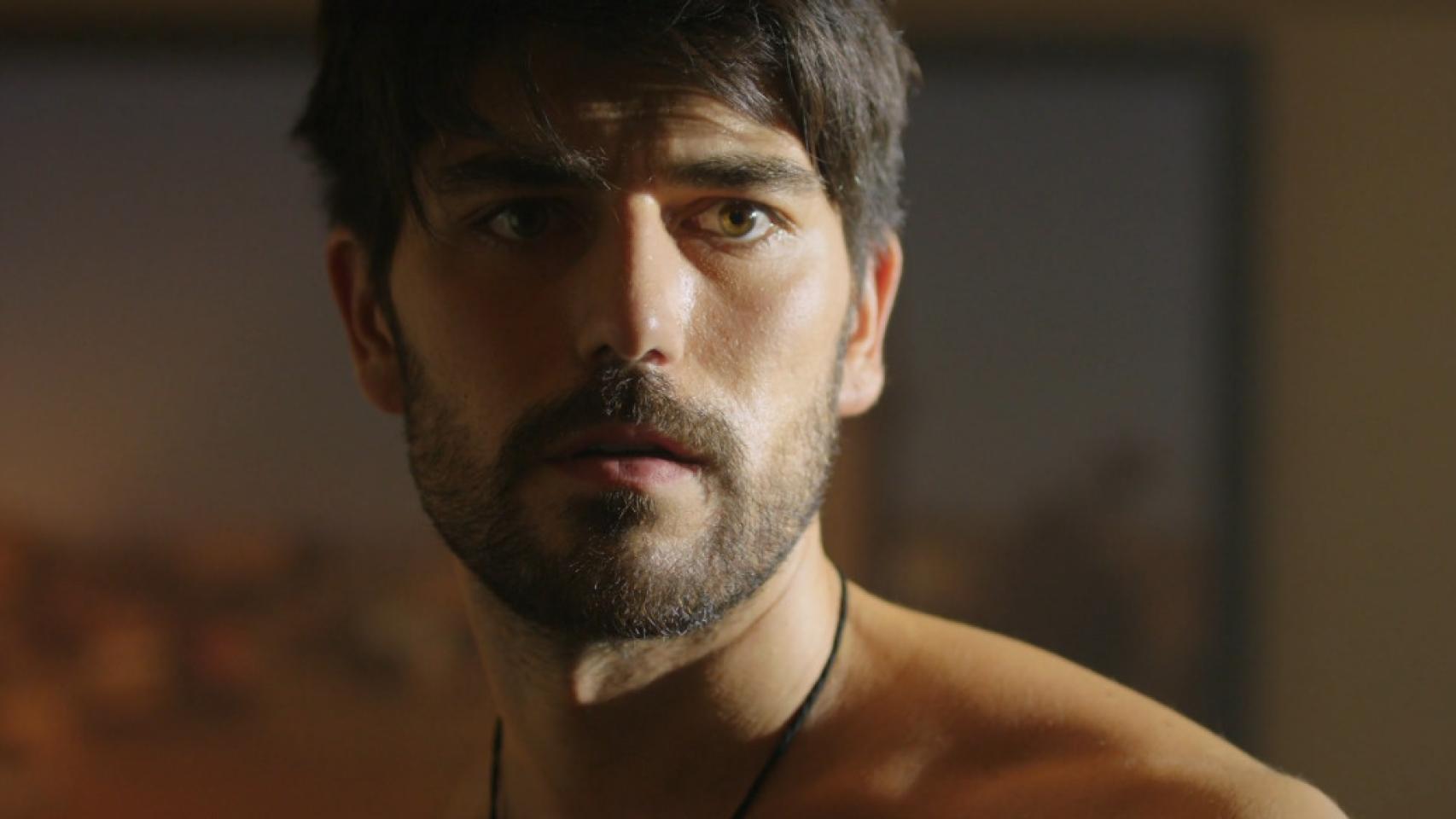 Aslan, el nuevo, seductor y misterioso personaje de 'Hercai'