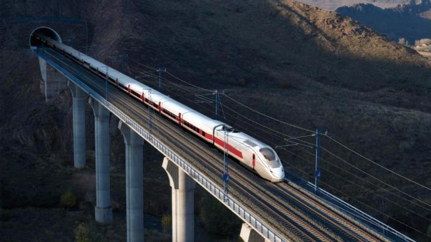 Radiografía del Talgo Avril: el AVE todoterreno y de muy alta velocidad