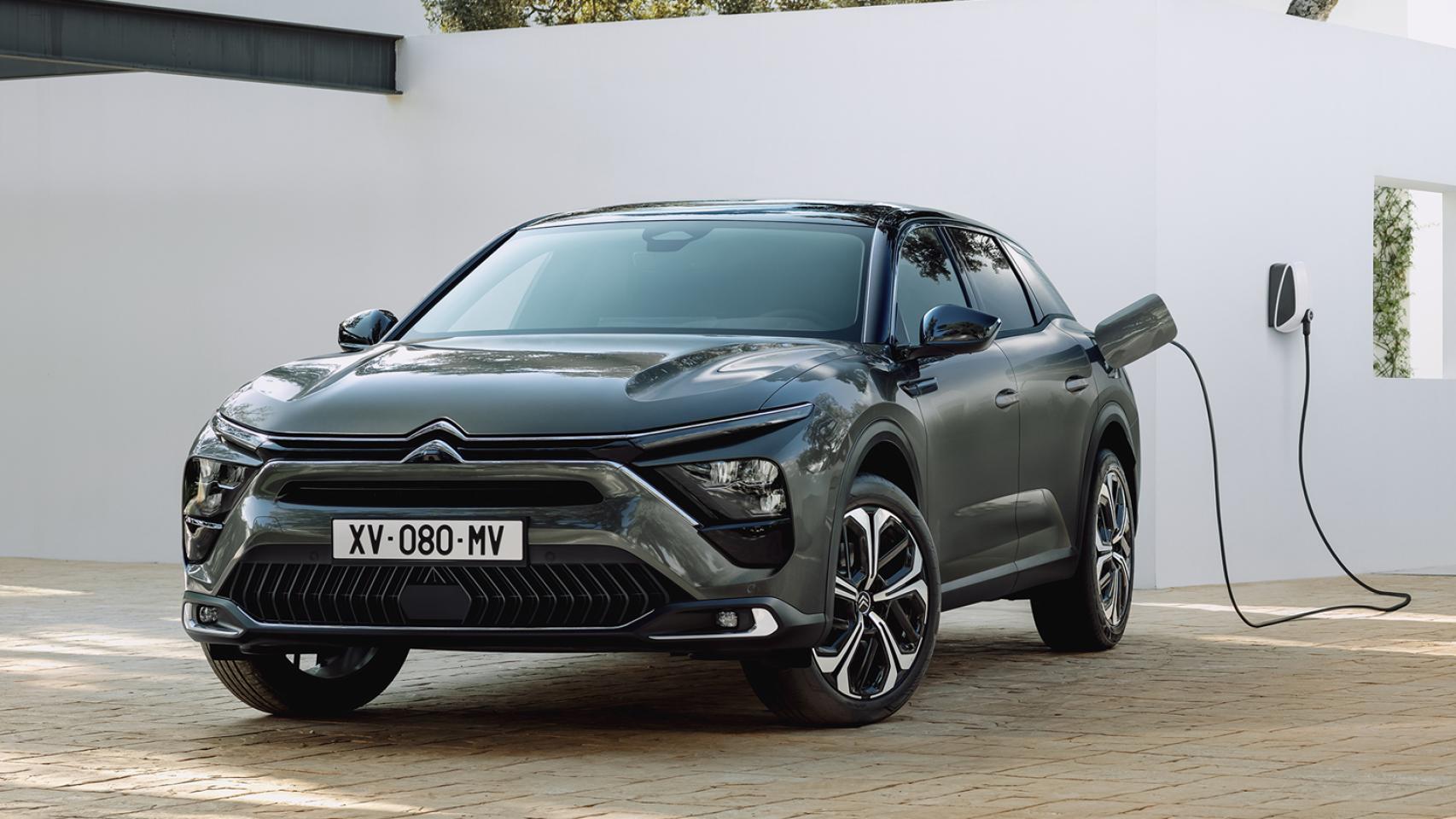 Citroën C5 X: confort de berlina, maletero de familiar y conducción alta como en un crossover