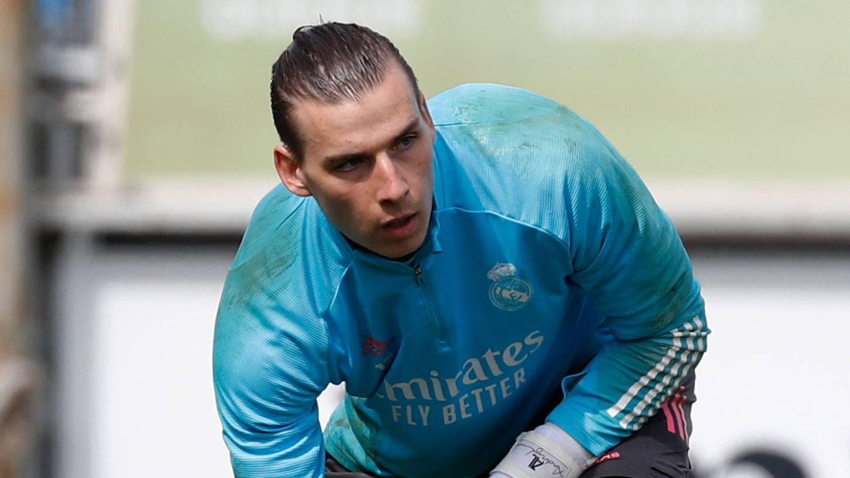 Andriy Lunin: "Ojalá pueda jugar muchos partidos y ganar muchos títulos ...