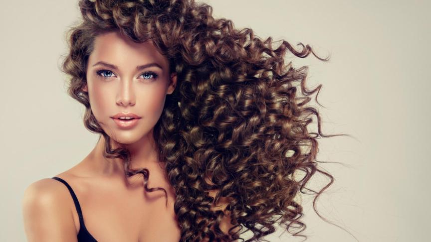 Consigue un rizo perfecto y definido con estas tenazas para rizar el pelo