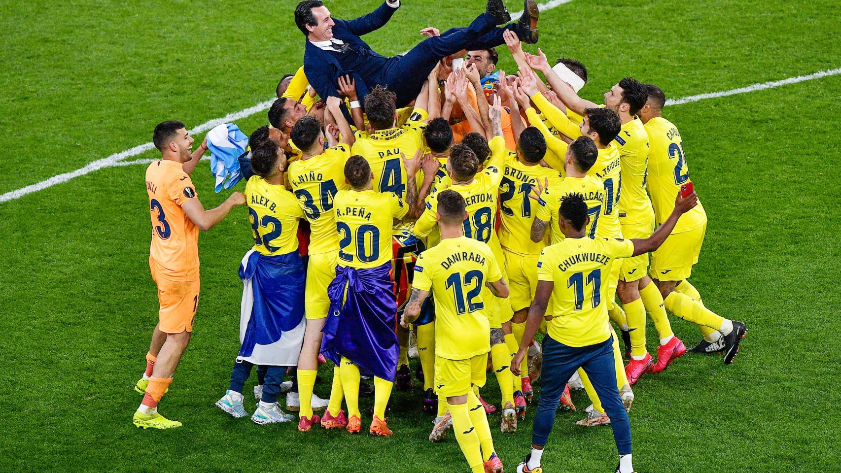 Es uno de los hombres de moda en los banquillos después de conseguir ...