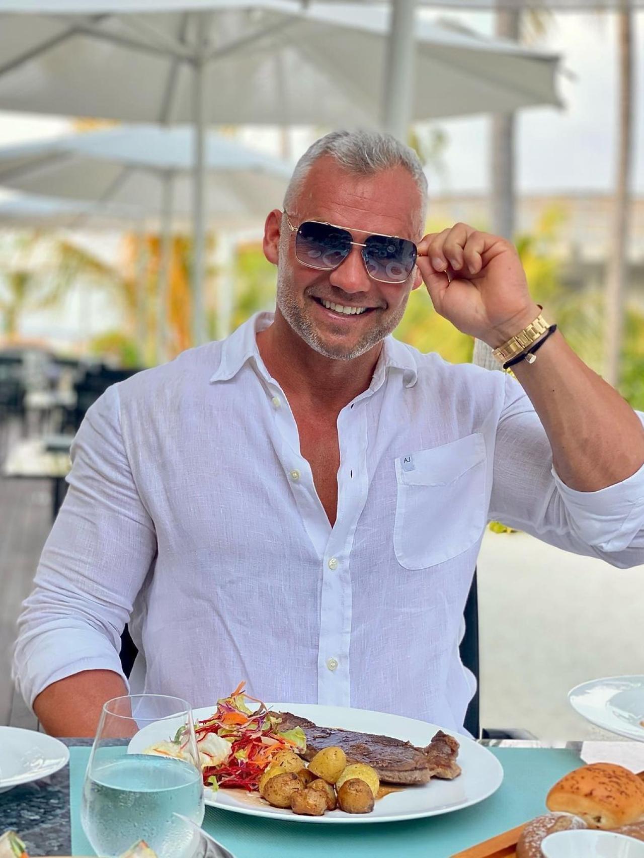 Martin Mester se aleja de su íntimo amigo José Luis Moreno: dos fiestas ...