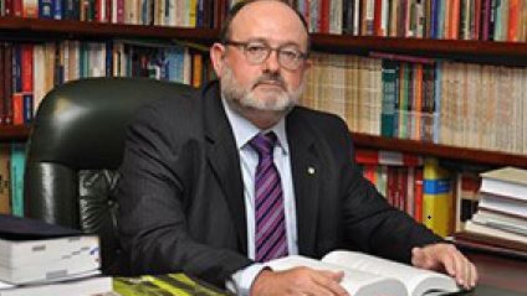 Críticas de la Comisión de Codificación a que el fiscal se convierta en ...