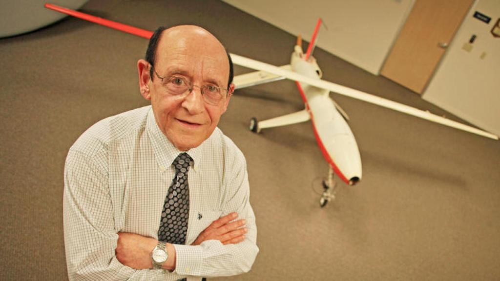 Diez Mil Drones Arrasan una Ciudad: las Nuevas Guerras