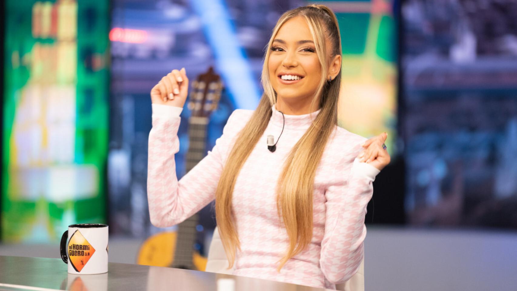 Ana Mena, de ser Marisol a cantar delante del Papa Francisco y ...