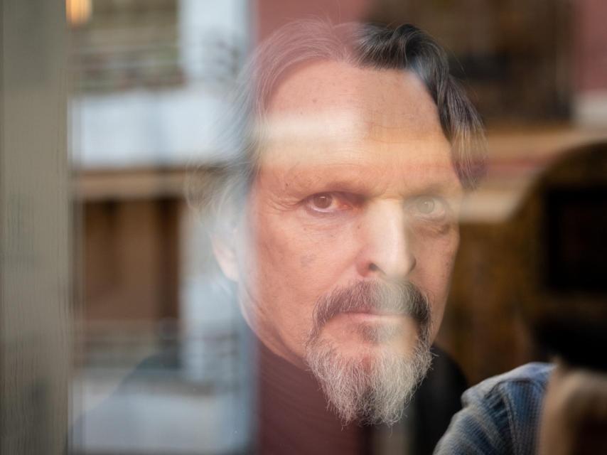 Miguel Bosé: "Conocí el Sexo y el Amor con Helmut Berger, Mi Madre ...