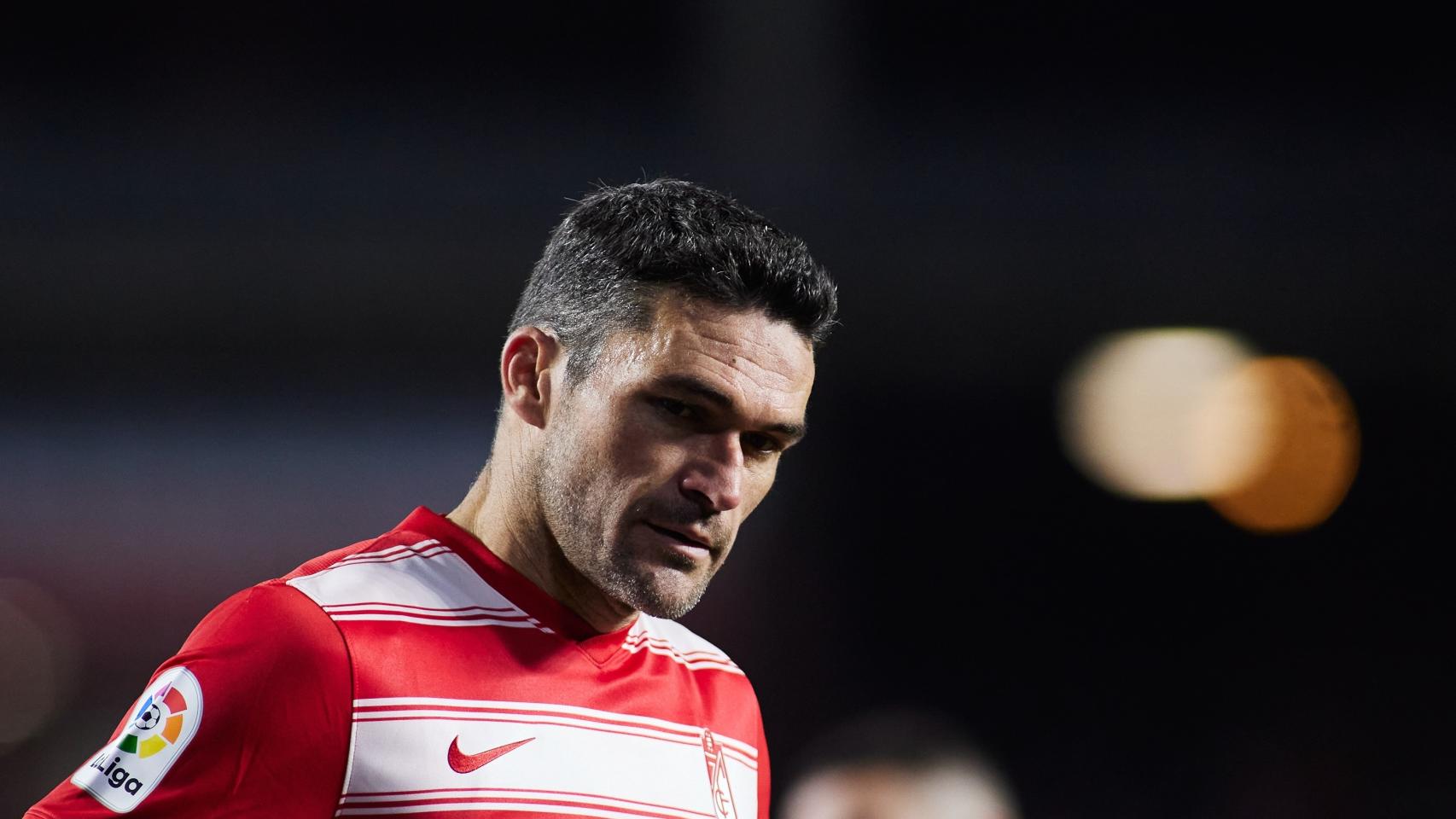 Jorge Molina y el arte del gol con casi cuarenta: una carrera que ...