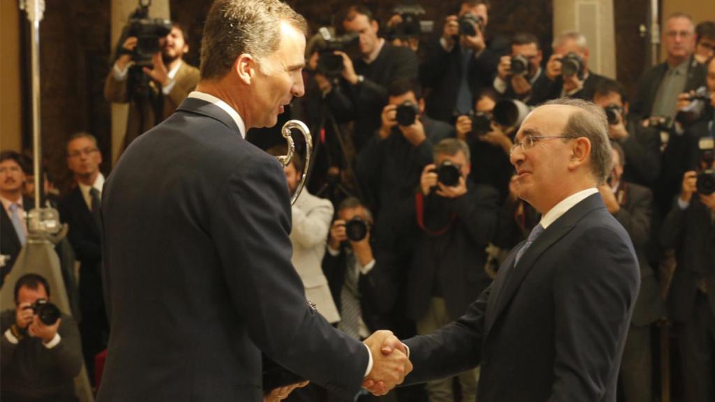 Así es Eduardo Anitua, el destacado odontólogo que ha visitado el Rey ...