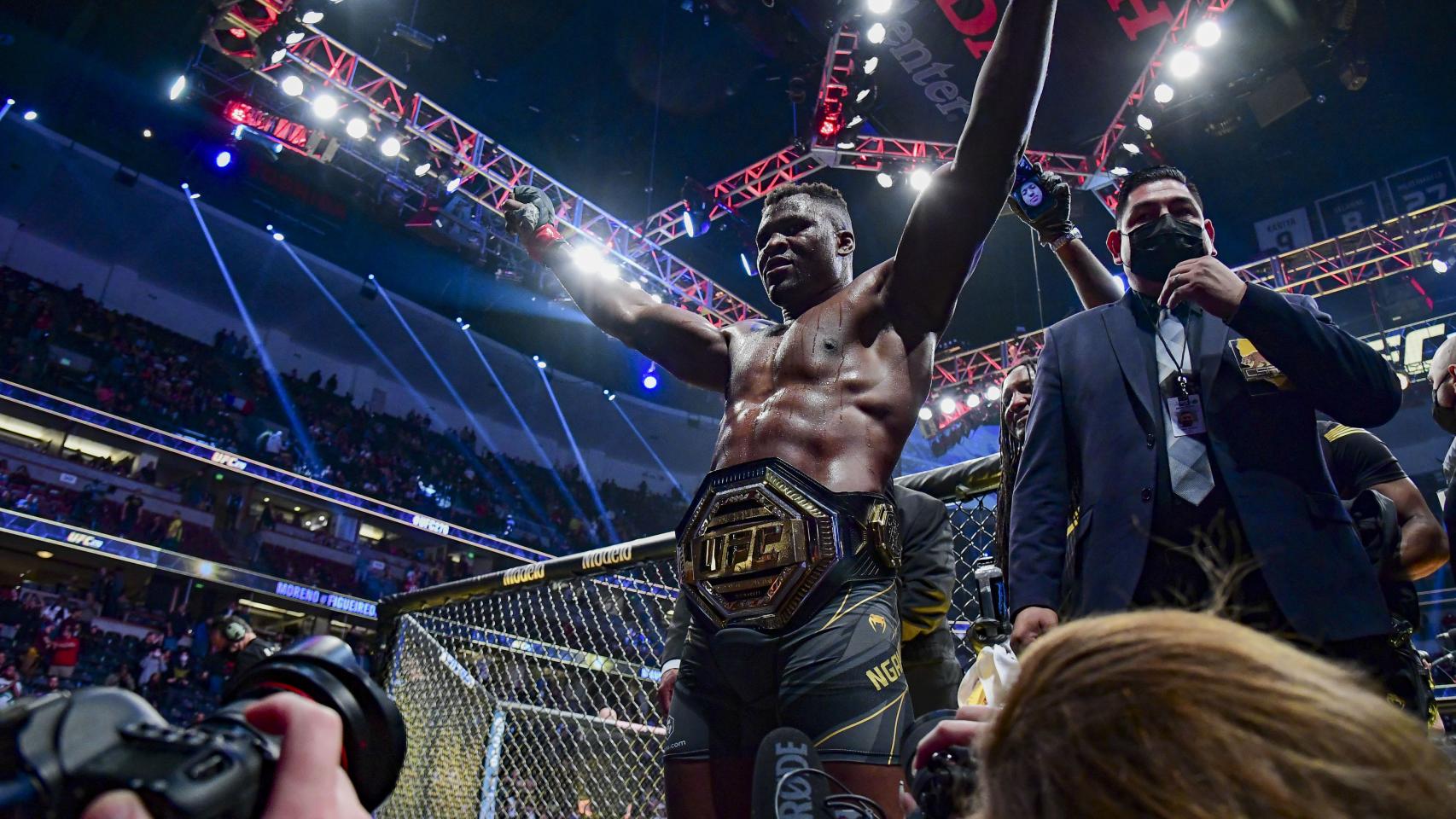 Francis Ngannou retiene el cinturón del peso pesado de la UFC ante ...