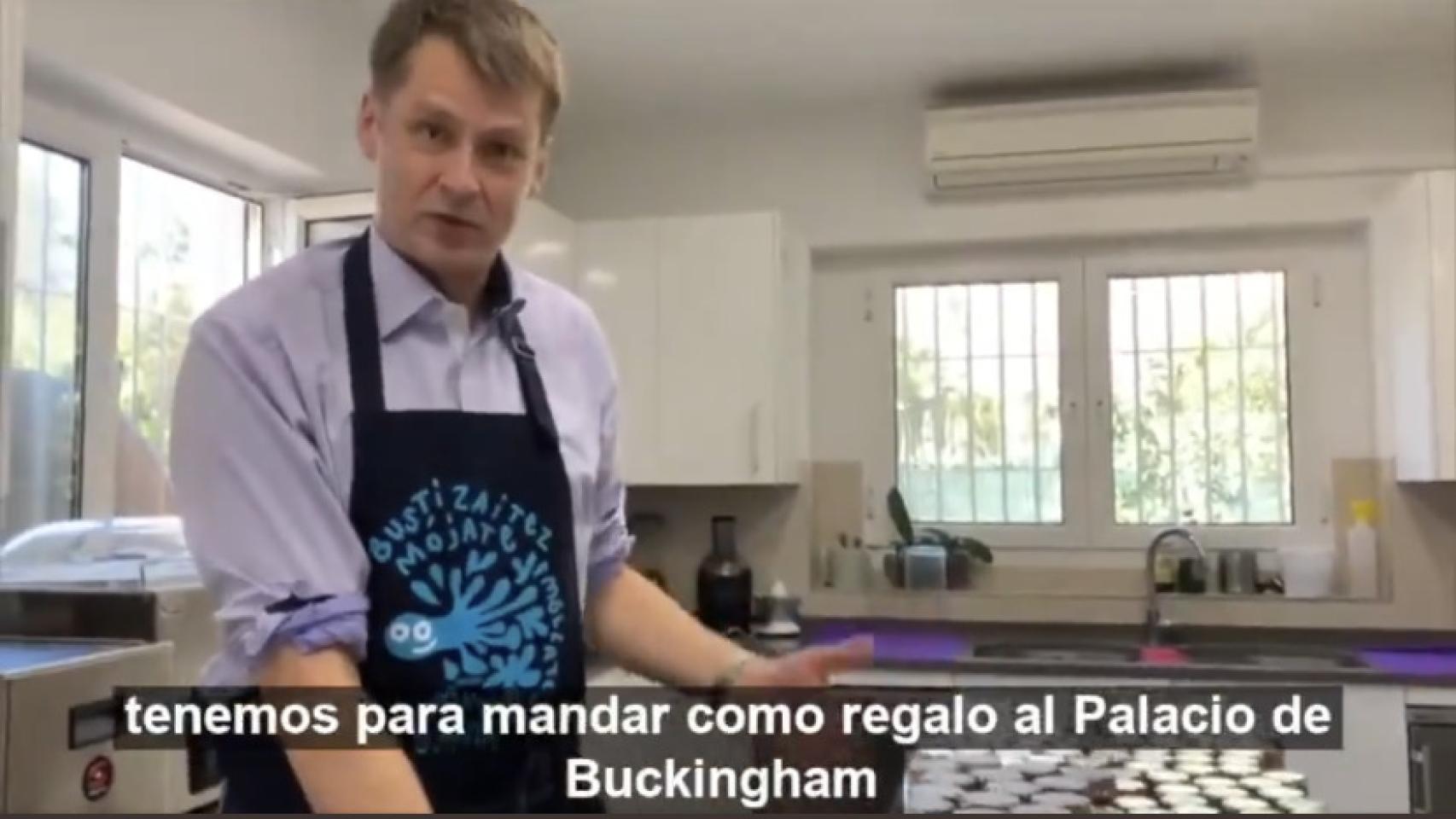 Hugh Elliott, el embajador británico en España que cocina mermelada a ...