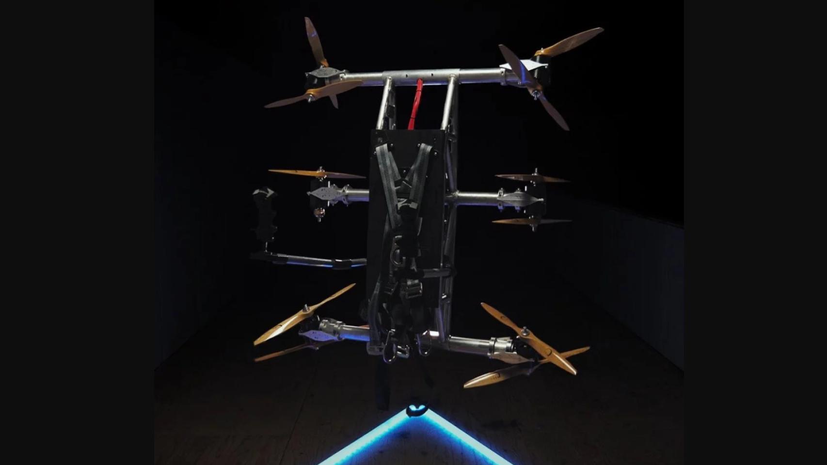 Skypak V1, el jetpack eléctrico con doce rotores para volar como Iron Man