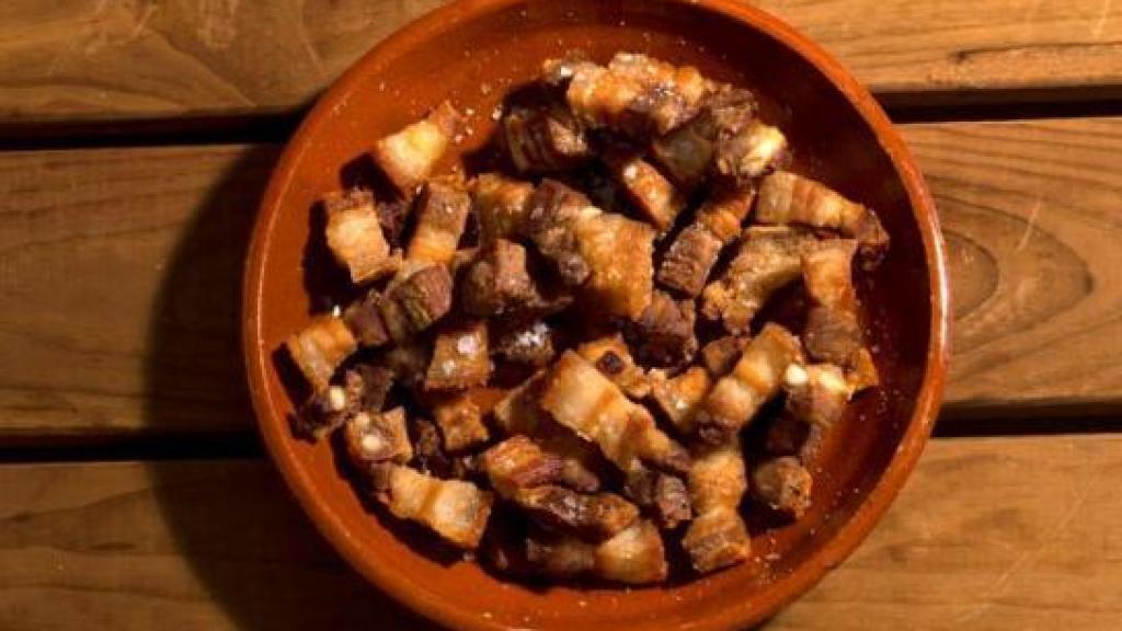 Estos son los cinco mejores bares y restaurantes para comer torreznos ...