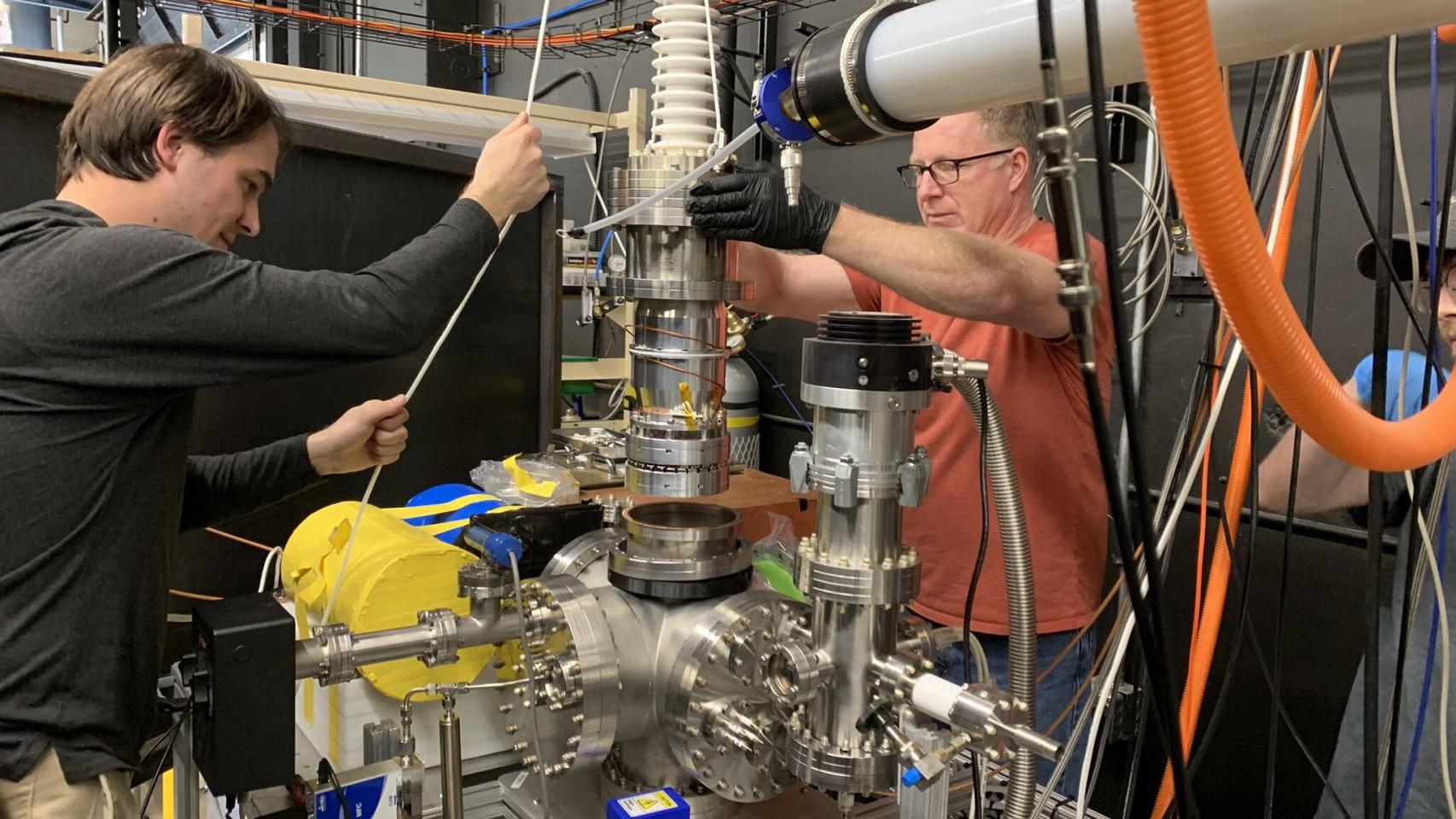 Orbitron, el reactor del tamaño de un extintor para llevar la fusión ...